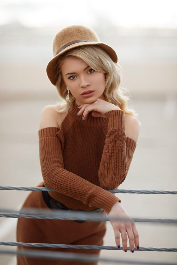 What is Female Portrait Photography | Bidun Art